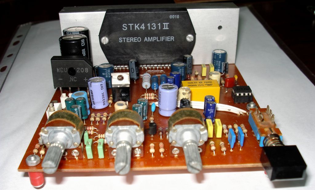 STK4131-II 2x20W Stereo Amfi BC109 Ton Kontrol, Loudness ve NE555 ...